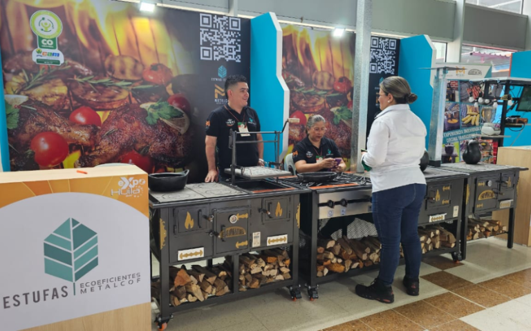 Estufas Ecoeficientes Metalcof en ExpoHuila 2024 – Estufas Ecoeficientes